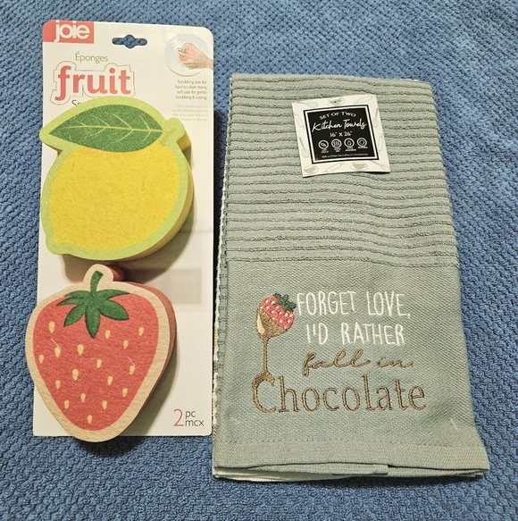 Joie | Kitchen | Kitchen Towels Sponges Bundle | Poshmark